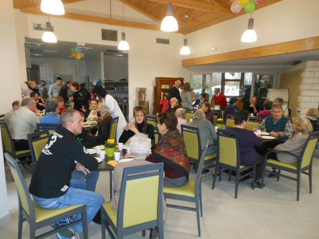 Commune de Marlieux - / Marpa le Renon / La MARPA fête son premier ...